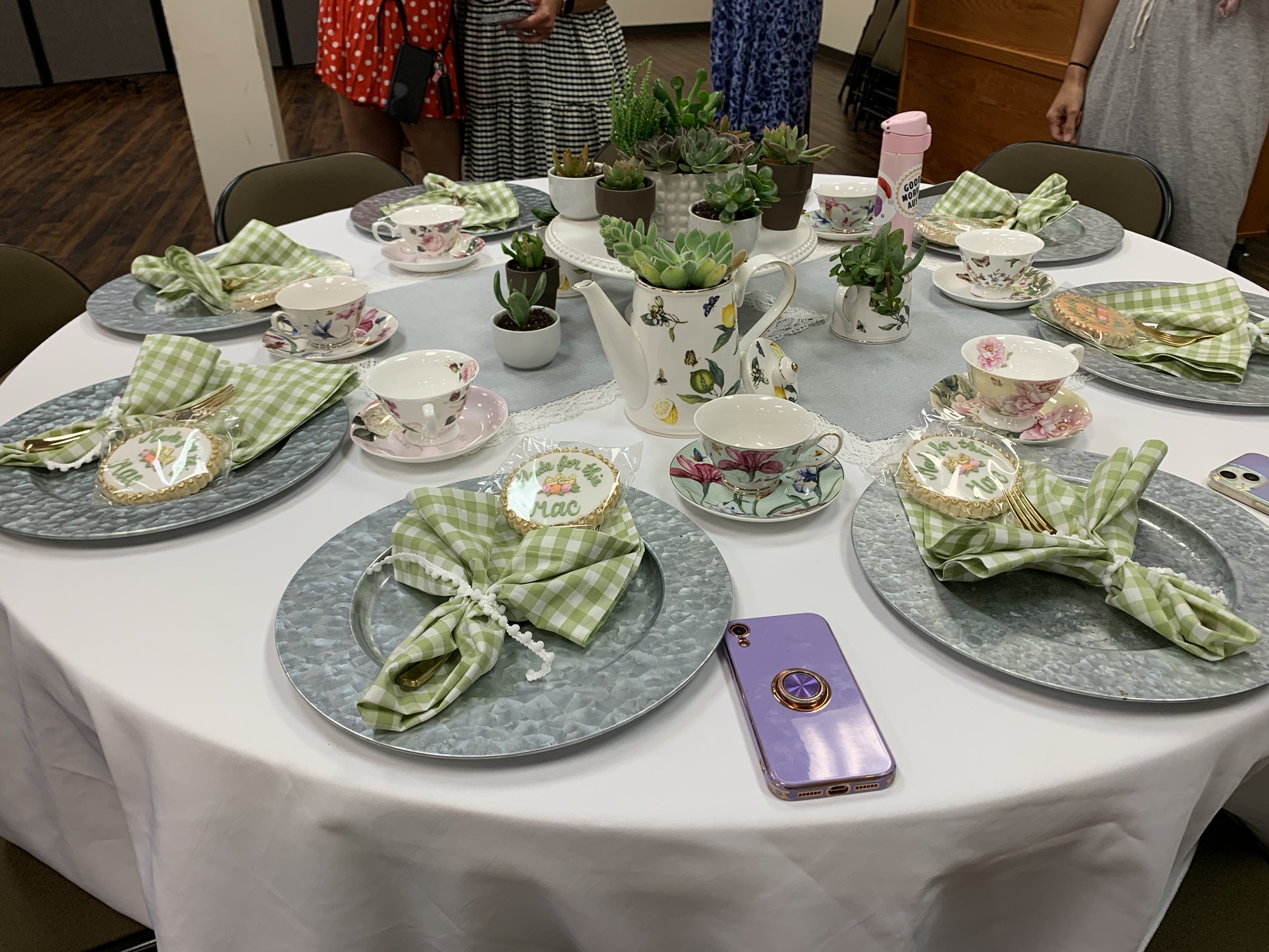 Find your Mom Tribe – Dripping with Kids